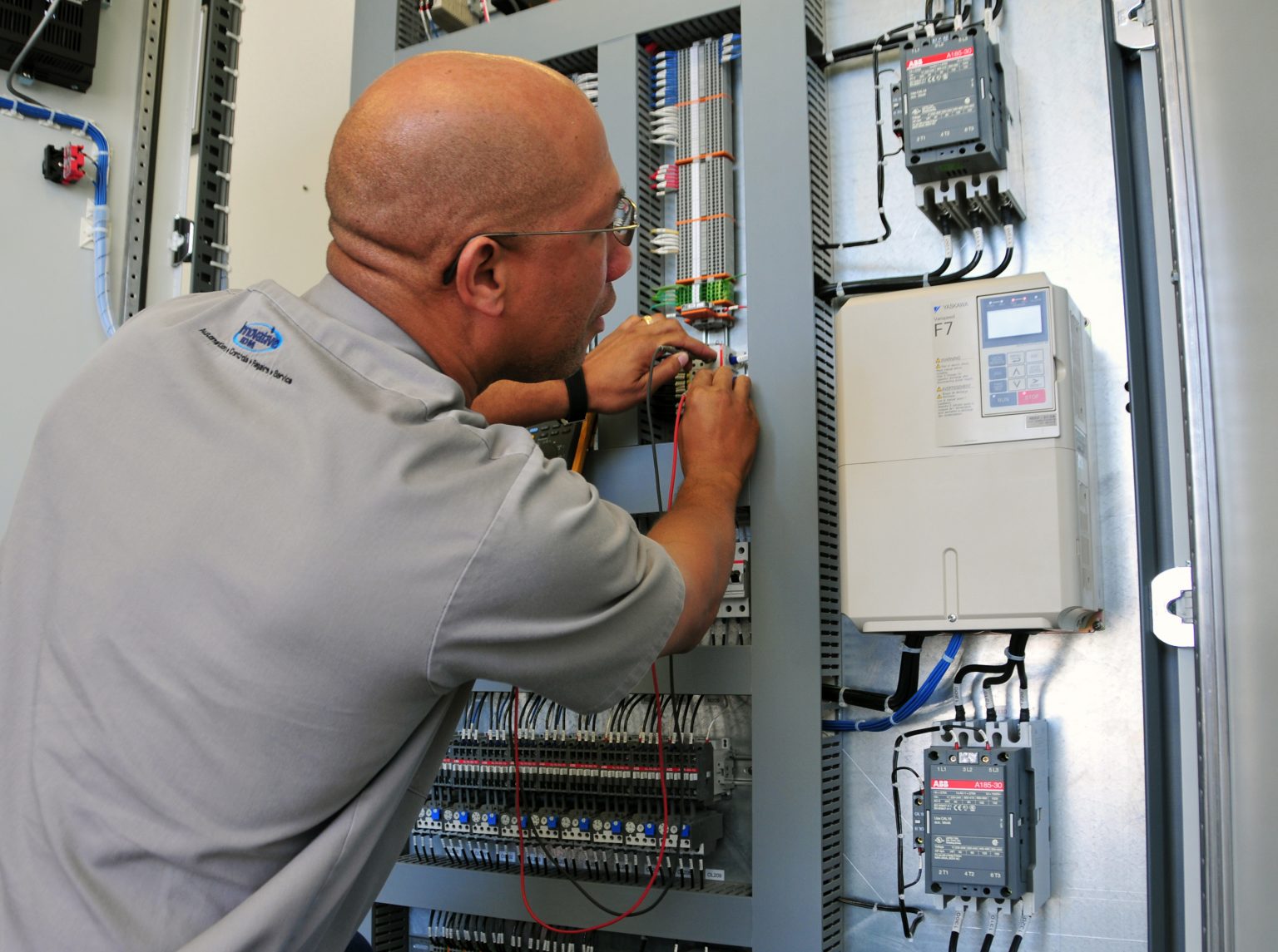 Industrial Field Service - Innovative-IDMInnovative-IDM